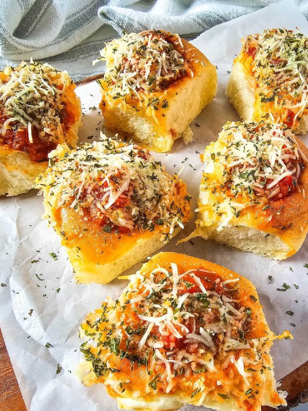 Hawaiian Roll Meatball Sliders