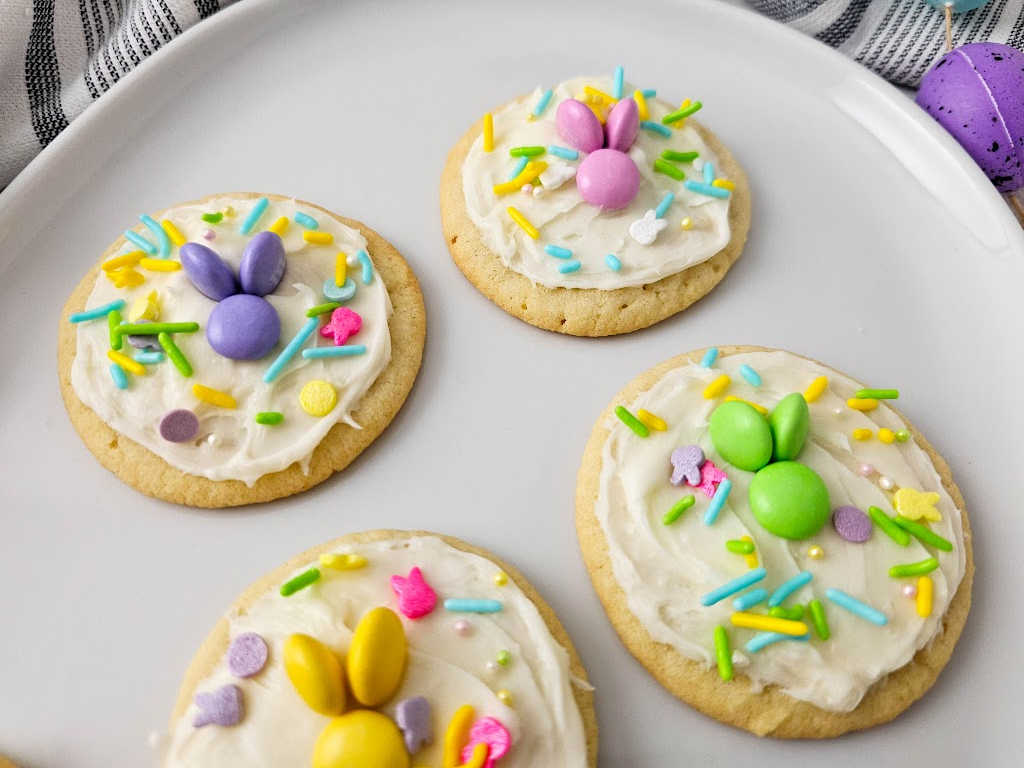 M&Ms Bunny Easter Sugar Cookies – Easy and Festive