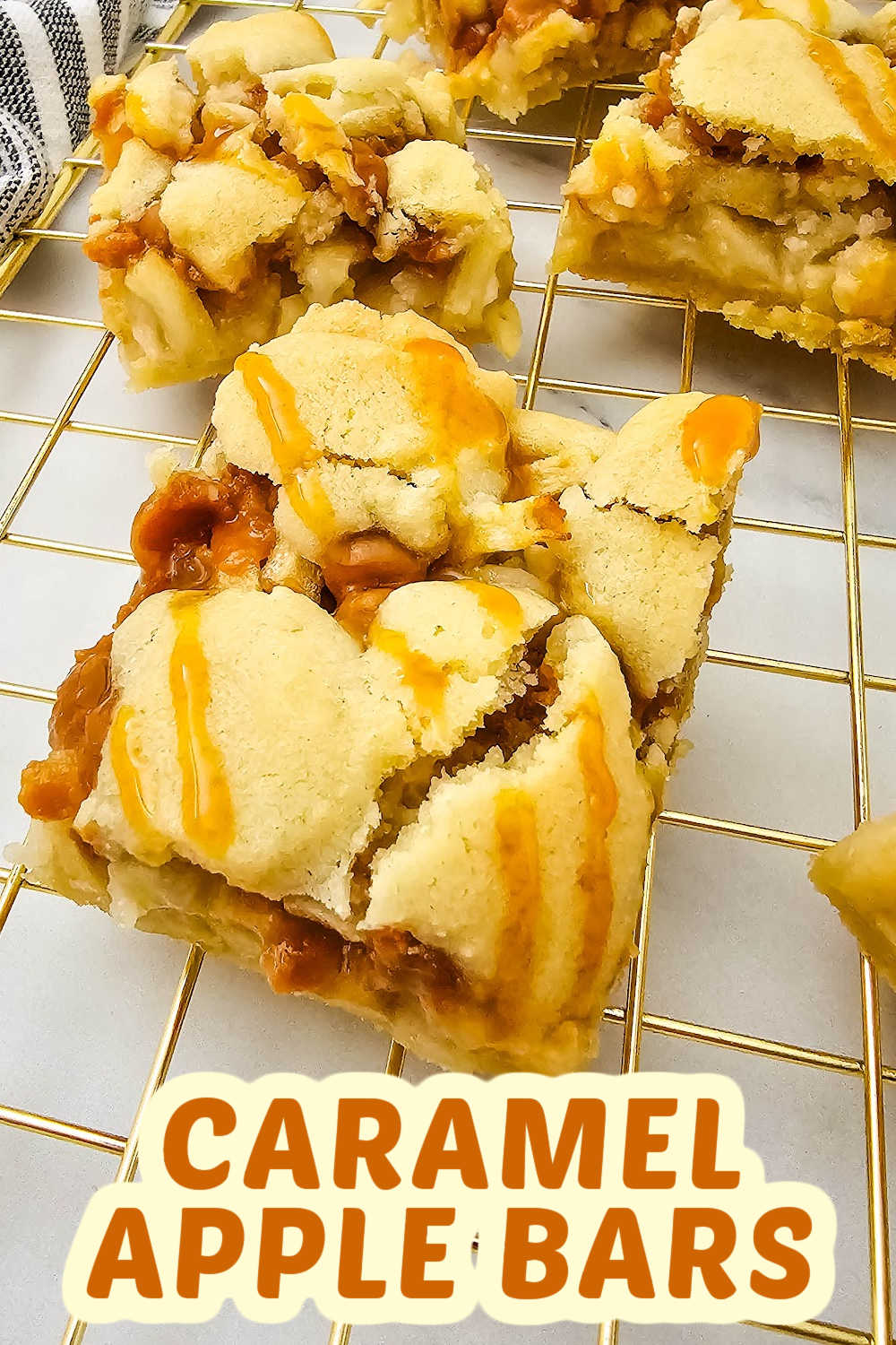 Gooey Caramel Apple Bars – Easy Fall Dessert Recipe