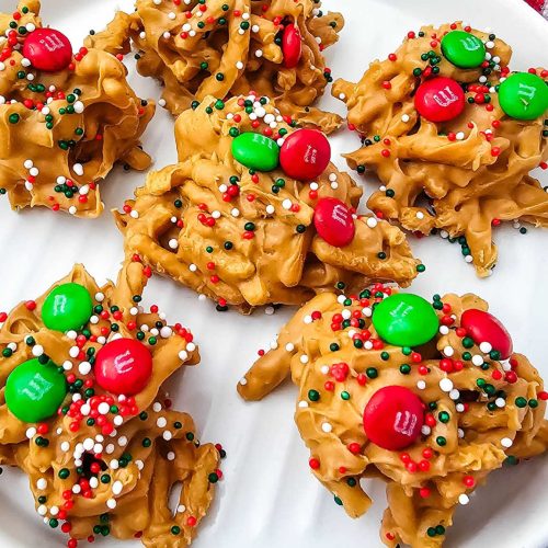 No-Bake Christmas Haystack Cookies with Butterscotch Chips