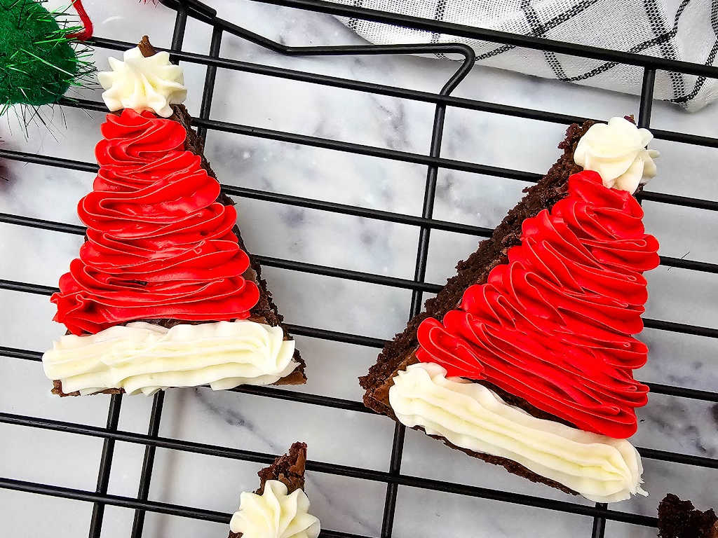 Cute Santa Hat Brownies - Easy Christmas Dessert Idea