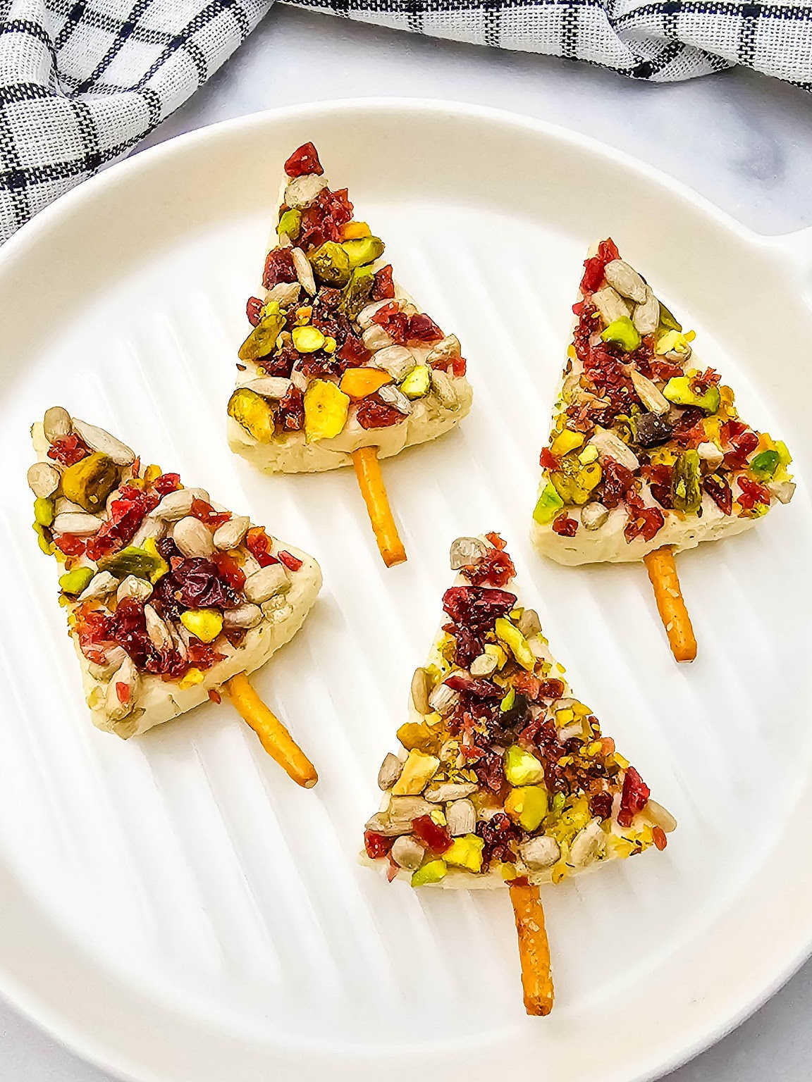 30+ Christmas Brunch Finger Foods - Easy Appetizer Ideas