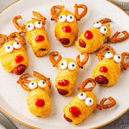Reindeer Pigs in a Blanket - Fun Appetizer Idea for Holiday Parties